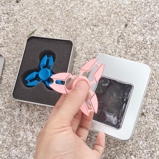 Jual FiDGET SPINNER METALIC | Shopee Indonesia