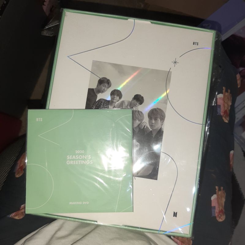 Jual BTS SEASON'S GREETING 2020 OUTBOX + DVD MAKING | Shopee Indonesia