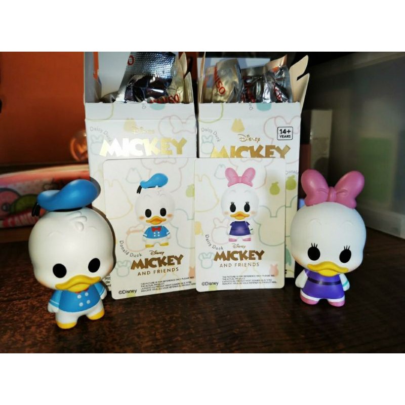 Jual Disney Donald Duck Daisy Duck Couple Figure Set Disney Licensed ...