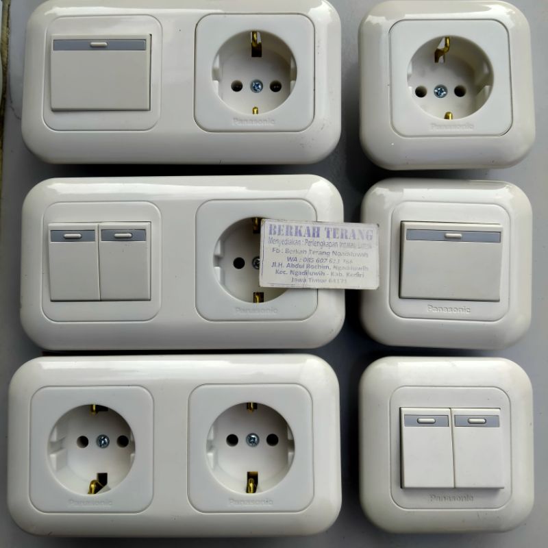 Jual Saklar Panasonic Inbow (IB) Saklar Engkel-Engkel Tebal, Saklar ...