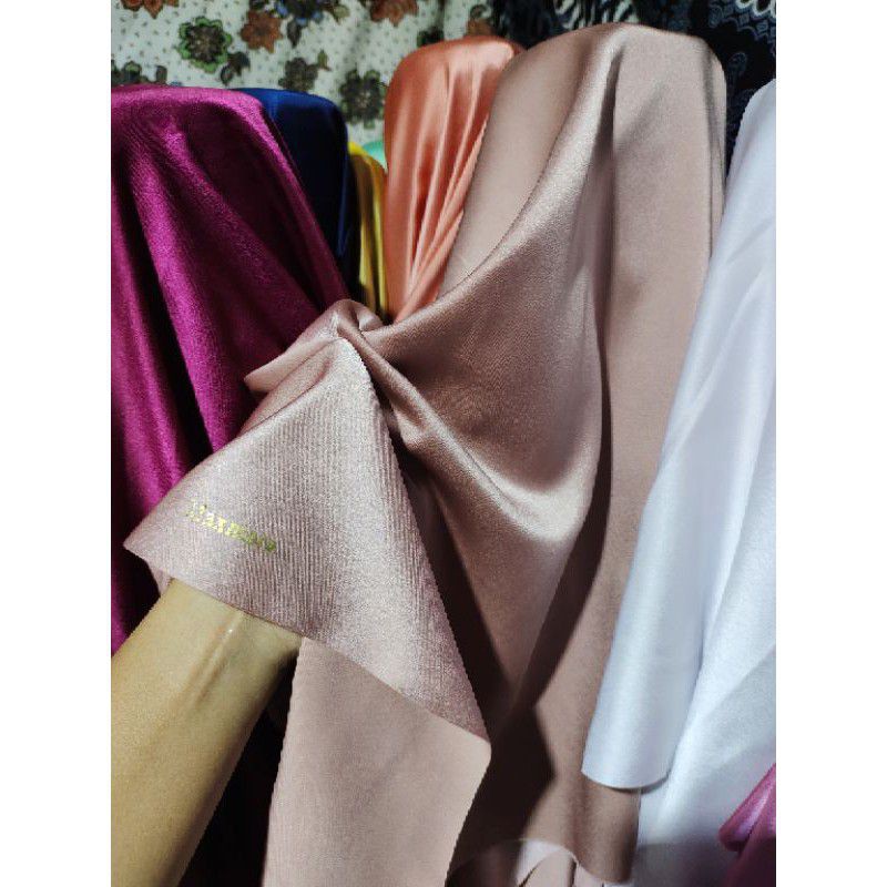 Jual Bakal Kain Satin Maxmara Premium 100% Pure Silk Bahan Kain kebaya ... Jual Bakal Kain Satin Maxmara Premium 100% Pure Silk Bahan Kain kebaya ...