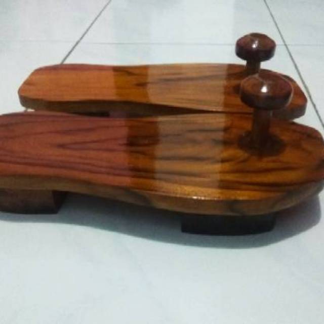 Jual Terompah pentolan sandal kayu tradisional peccak tonggulan geta ...