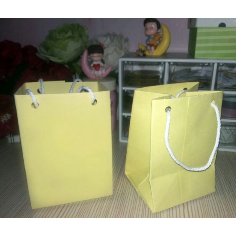Jual paperbag polosan super mini uk 7x10x6cm | Shopee Indonesia