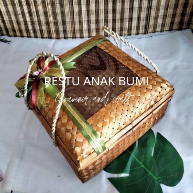Jual sokase 23cm, 25cm - besek kaki - besek - anyaman bambu - hantaran ...