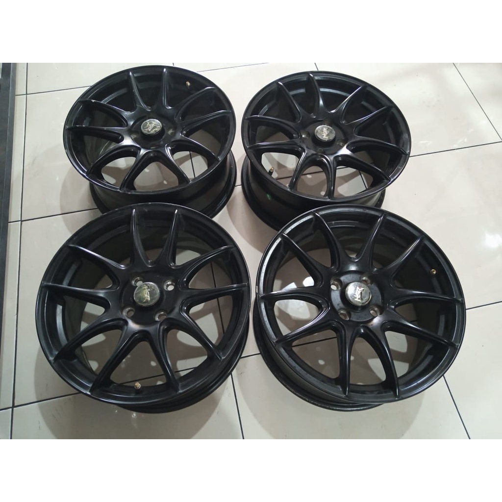 Jual Velg Mobil Bekas Racing HSR CR-KAI R16X7 Hole 4X100 ET40 BLACK Untuk Mobil Etios Sirion ...