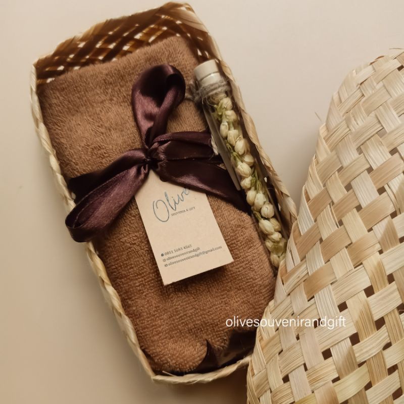 Jual Handuk dan Tea Tube Souvenir Wedding Souvenir Pernikahan Souvenir ...