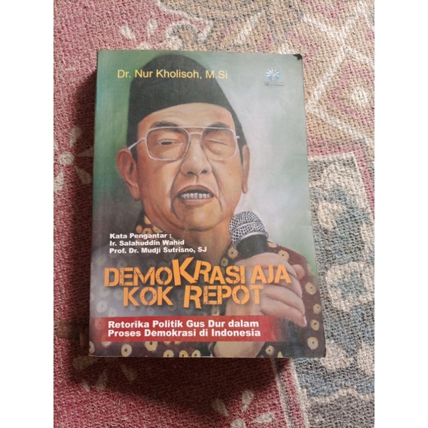 Jual Demokrasi aja kok repot - Dr nur kholisoh | Shopee Indonesia