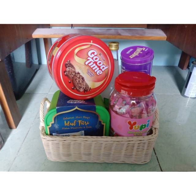 Jual Paket Parcel Lebaran Hampers Idul Fitri hanya 100 ribuan | Shopee ...