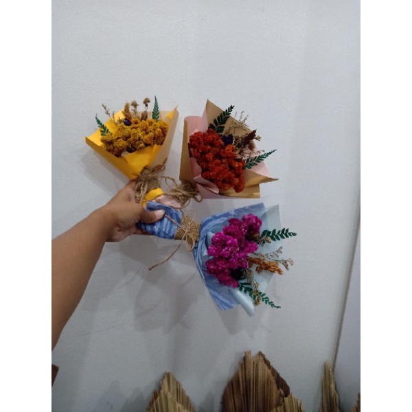 Jual buket bunga kering mini kira-kira ukuran 18-20cm | Shopee Indonesia