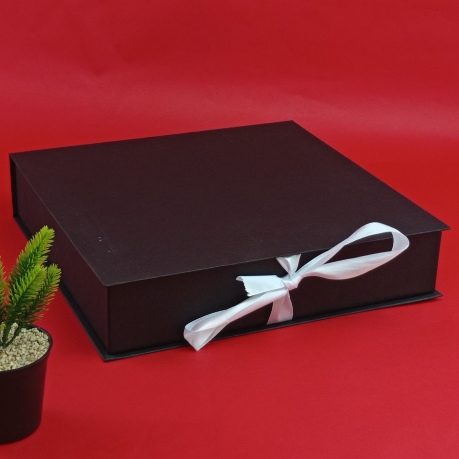 Jual KOTAK KADO - KOTAK HAMPERS- KOTAK MAKANAN ukuran 32 cm X 32 cm X 6 ...