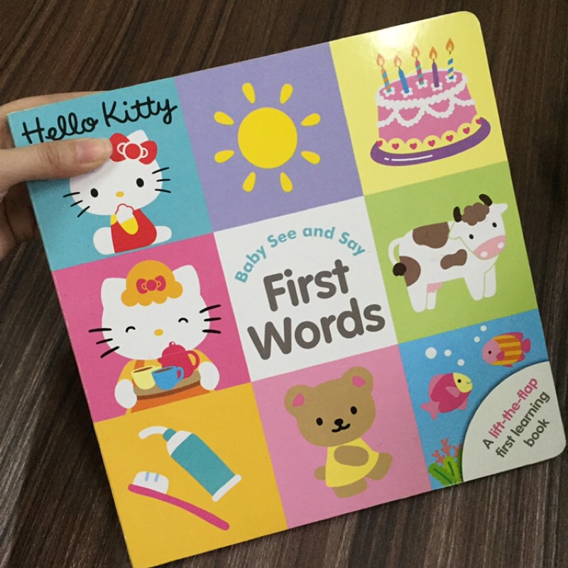 Jual Hello Kitty First Words Book | Shopee Indonesia