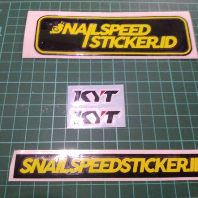 Jual Sticker helmet visor logo KYT 2s | Shopee Indonesia