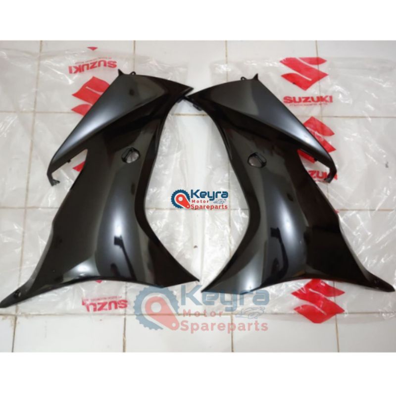 Jual COVER FAIRING COWLING GSX R 150 HITAM ASLI ORIGINAL SUZUKI ...