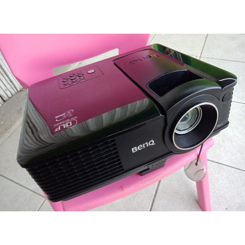 Jual DLP Projector BenQ MP512 2500 ANSI LUMENS Gambar Terang dan Jernih ...