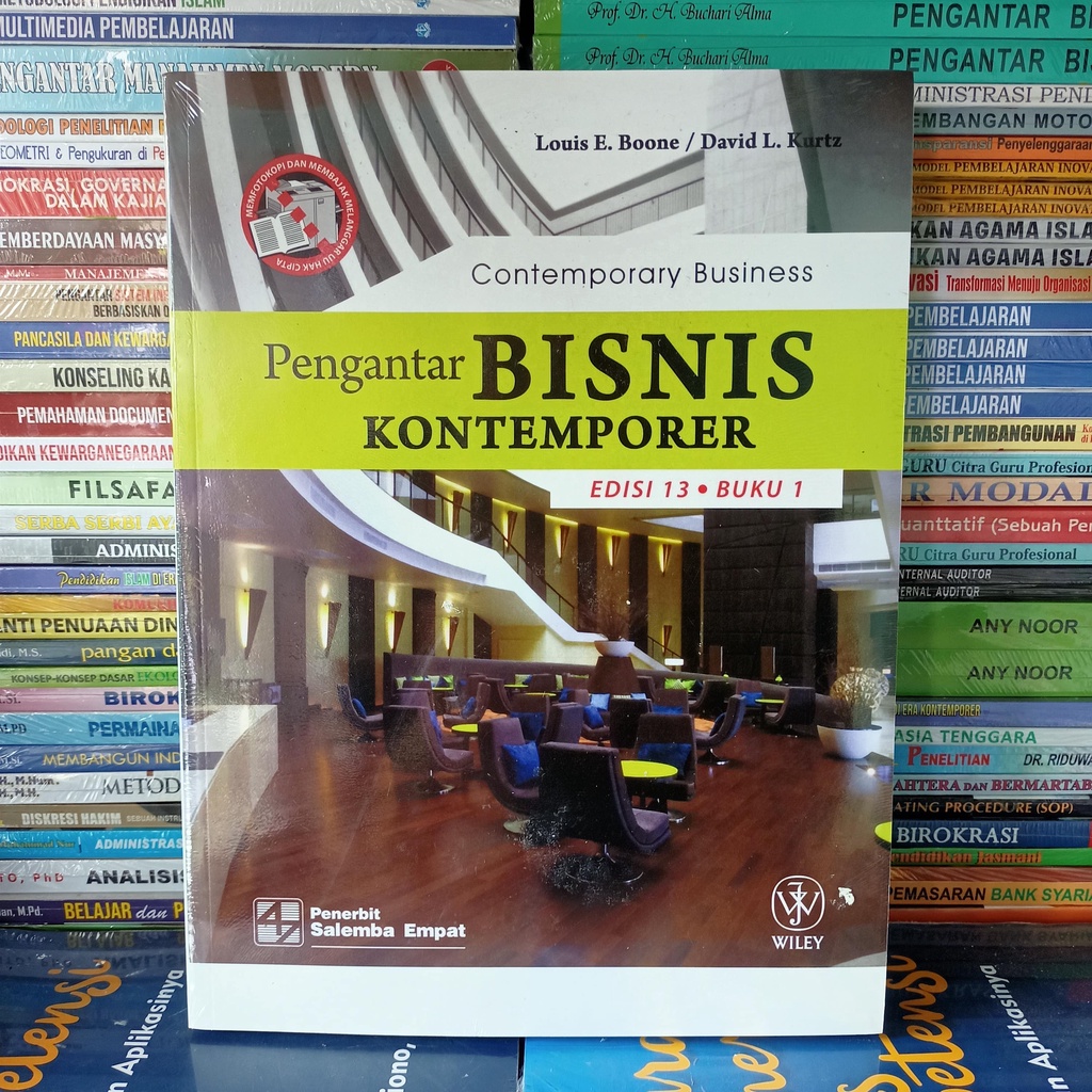 Jual Buku Pengantar Bisnis Kontemporer Buku 1 Edisi 13-HVS - Louis E ...