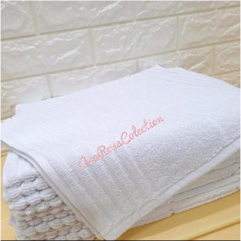 Jual Keset Kaki Handuk Putih Hotel Invicta Uk 40x60 cm | Shopee Indonesia