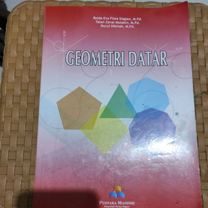 Jual buku geometri datar karya Roida Eva Flora Siagian / buku second | Shopee Indonesia
