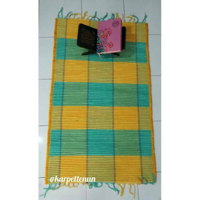 Jual Karpet Tenun Mini (Sajadah) | Shopee Indonesia