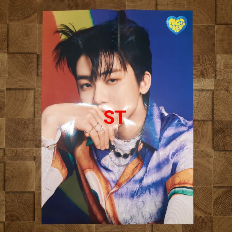 Jual POSTER OFFICIAL BONUS 1ST PRESS ALBUM NCT DREAM HOT SAUCE CRAZY BORING CHILLING HELLO ...