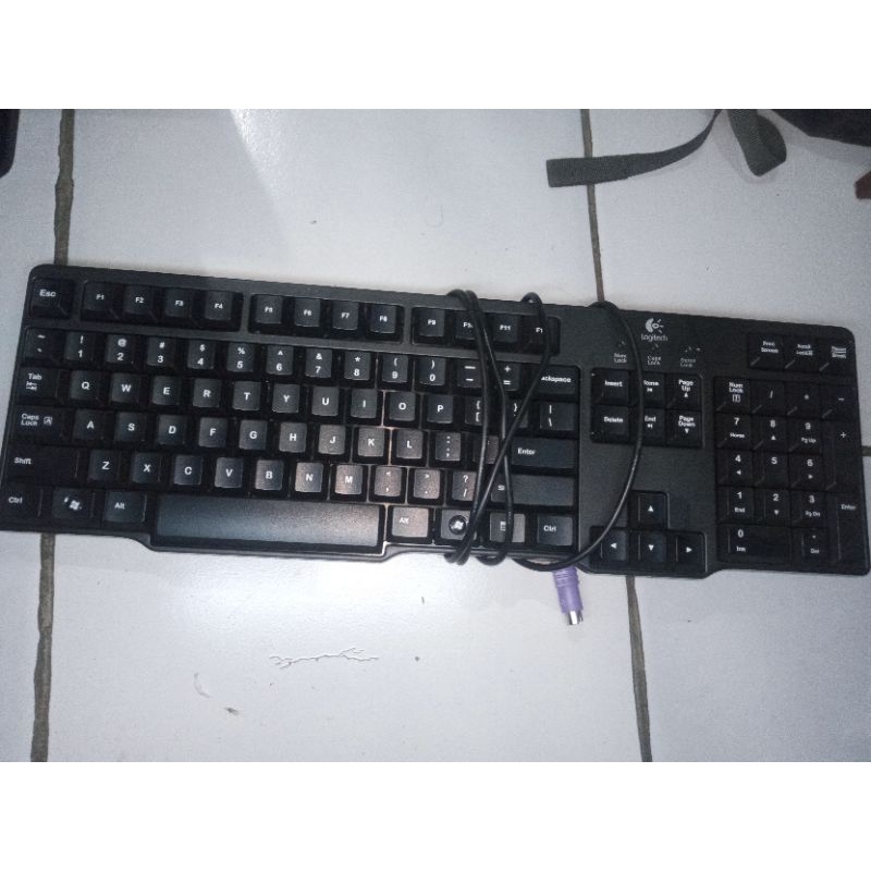 Jual Keyboard Logitech ps2 second | Shopee Indonesia
