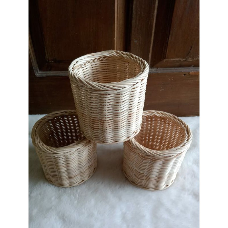 Jual pot rotan tabung /cover pot tanaman | Shopee Indonesia