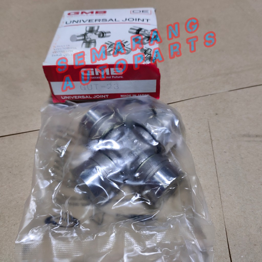 Jual UNIVERSAL CROSS JOINT KOPEL TOYOTA INNOVA | Shopee Indonesia