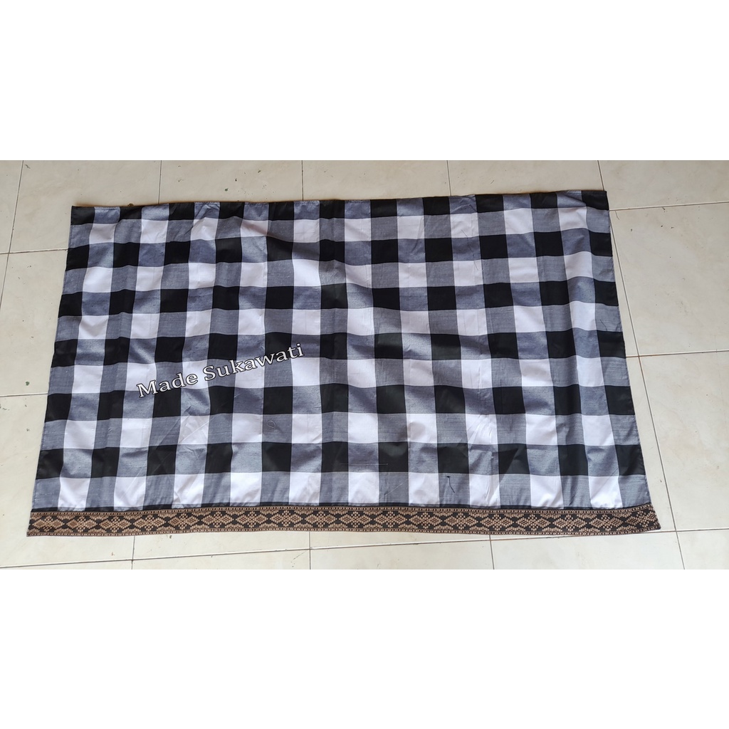 Jual Kain saput poleng list tepi prada bali lembaran | Shopee Indonesia