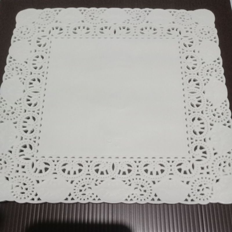 Jual alas renda/square paperdoyles 8"x8"/kertas alas 20x20cm (25pc ...