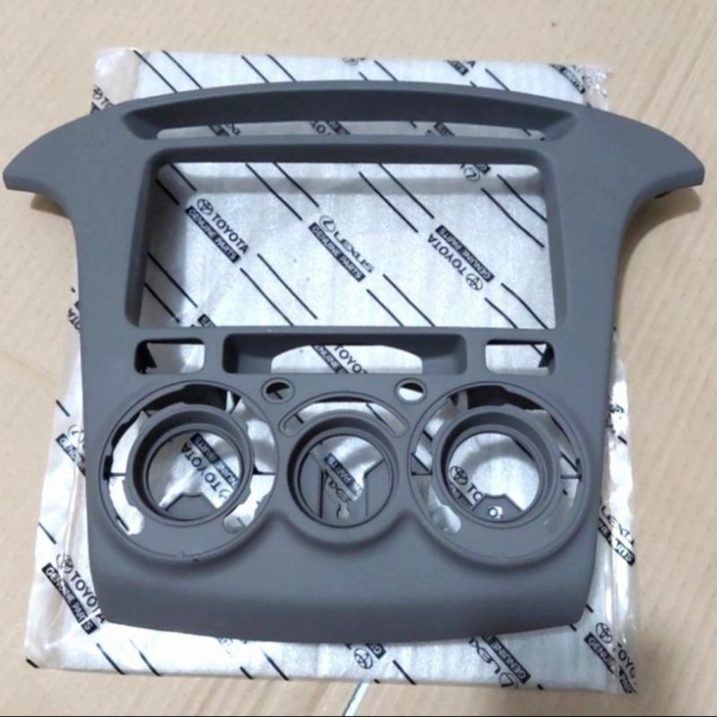 Jual Panel Frame Head Unit Innova Lama Panel TV Innova Lama Original ...