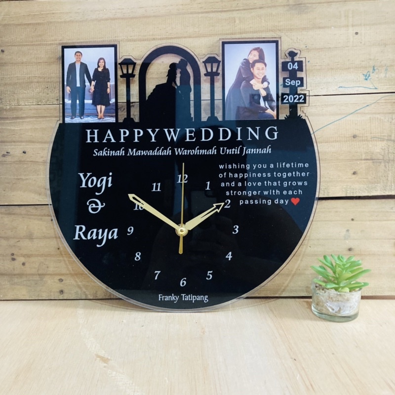 Jual KADO PERNIKAHAN JAM DINDING CUSTOM AKRILIK 30 CM BONUS BOX KADO ...