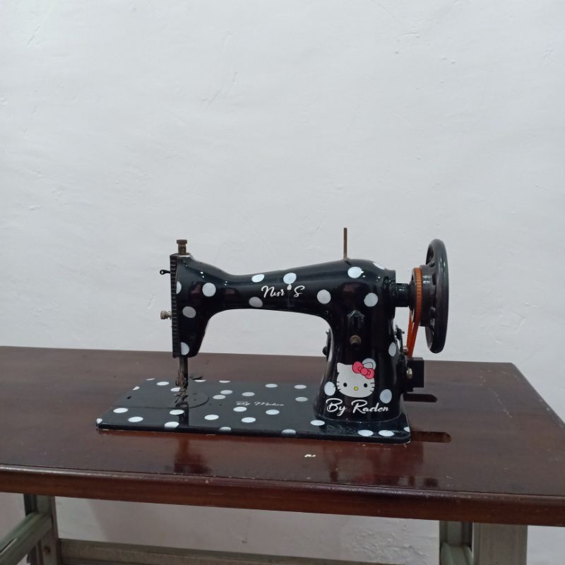 Jual prelove mesin jahit hitam Bekas, second, mesin jahit singer hitam ...