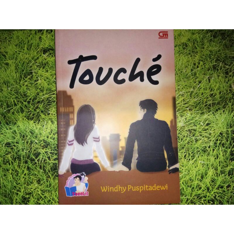 Jual Novel Touche - Windy Puspita Dewi (Cover Lama) | Shopee Indonesia