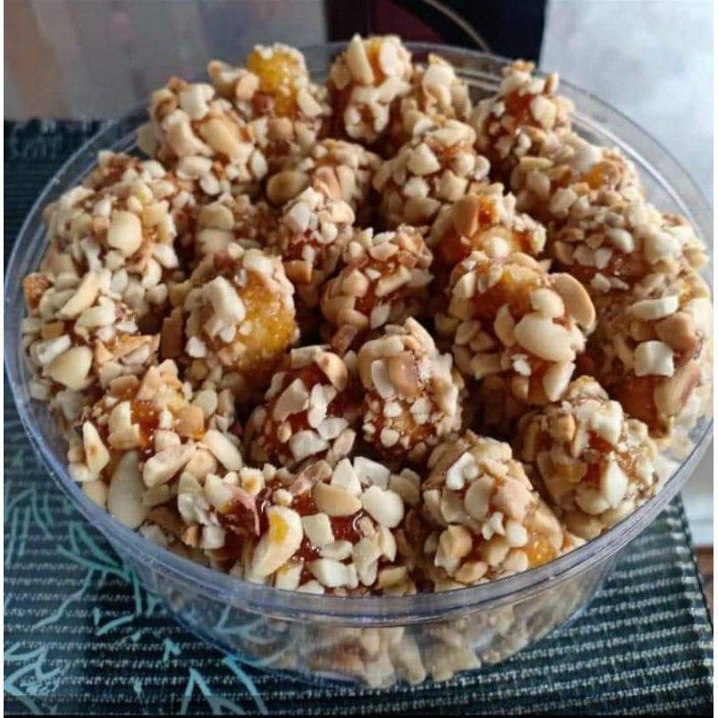 Jual kue kering homemade premium wijsman / kue korma khas Manado ...