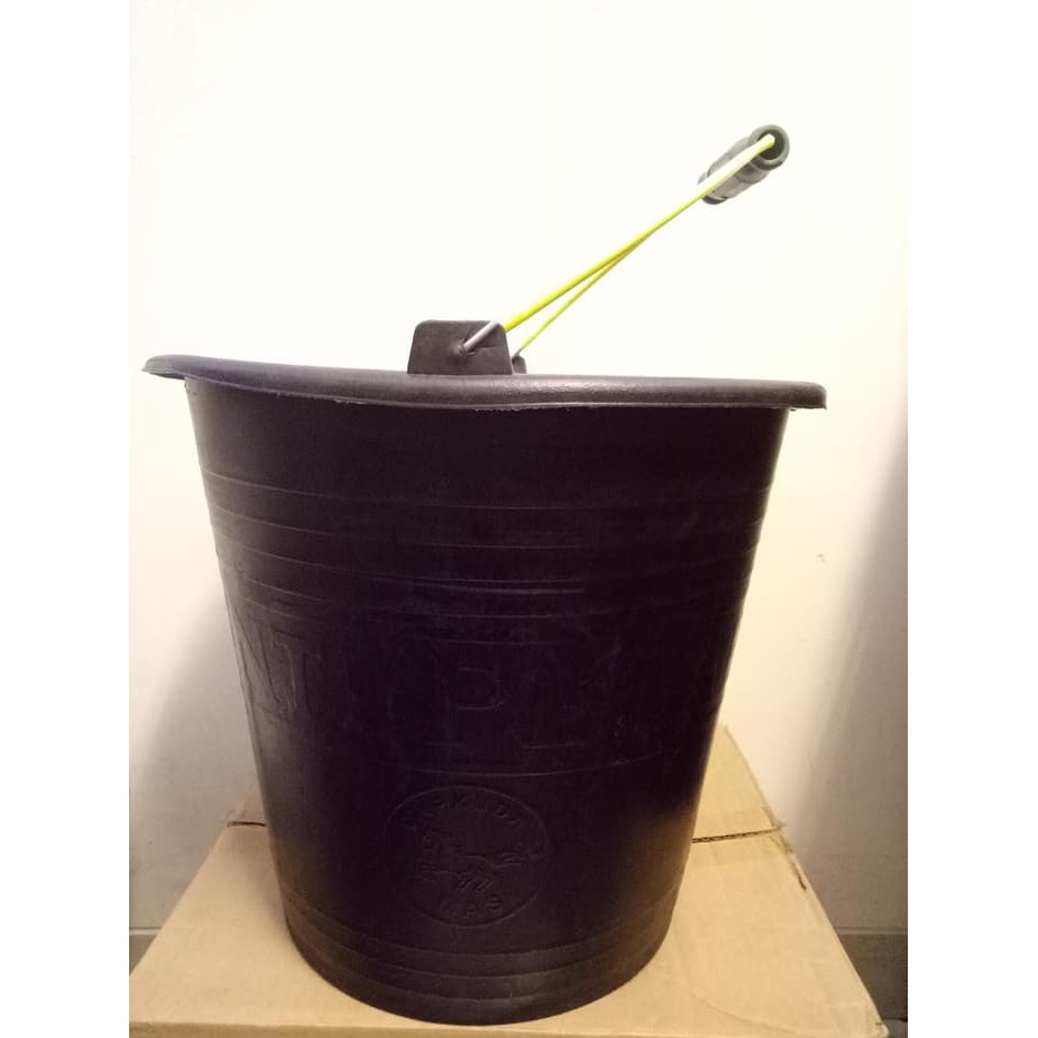 Jual Ember Bak Karet Hitam Anti Pecah 22 Liter | Shopee Indonesia