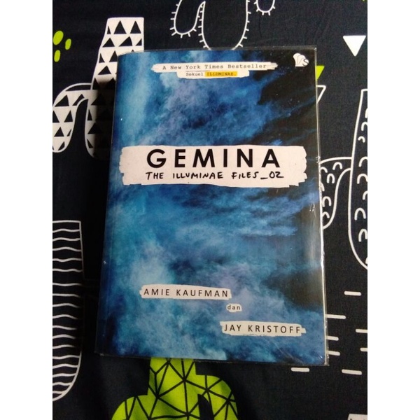 Jual Gemina by Jay Kristoff & Amie Kauffman | Shopee Indonesia