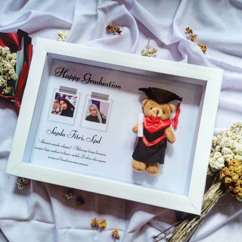Jual kado wisuda 3D Bingkai wisuda 3D dan bingkai bucket 3D | Shopee ...