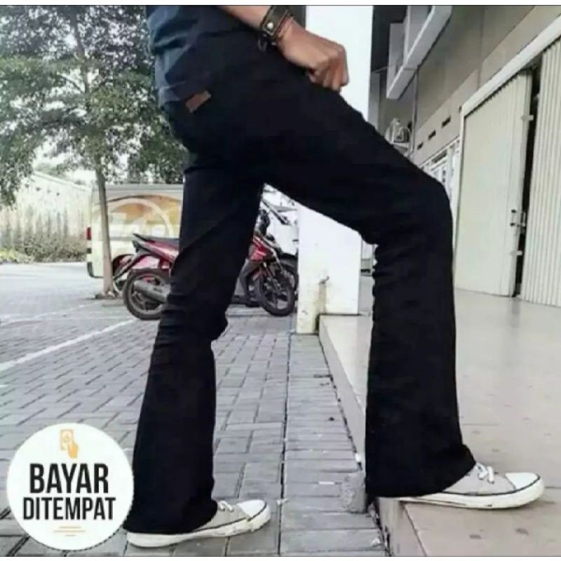 Jual Celana Jeans Pria Cutbray Lepis Panjang Model Cutbray Cheap Monday ...
