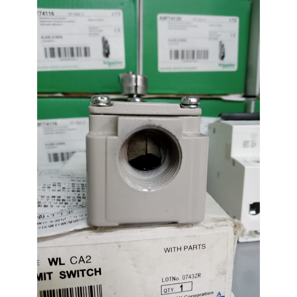 Jual WLCA2 Limit Switch Omron | Shopee Indonesia