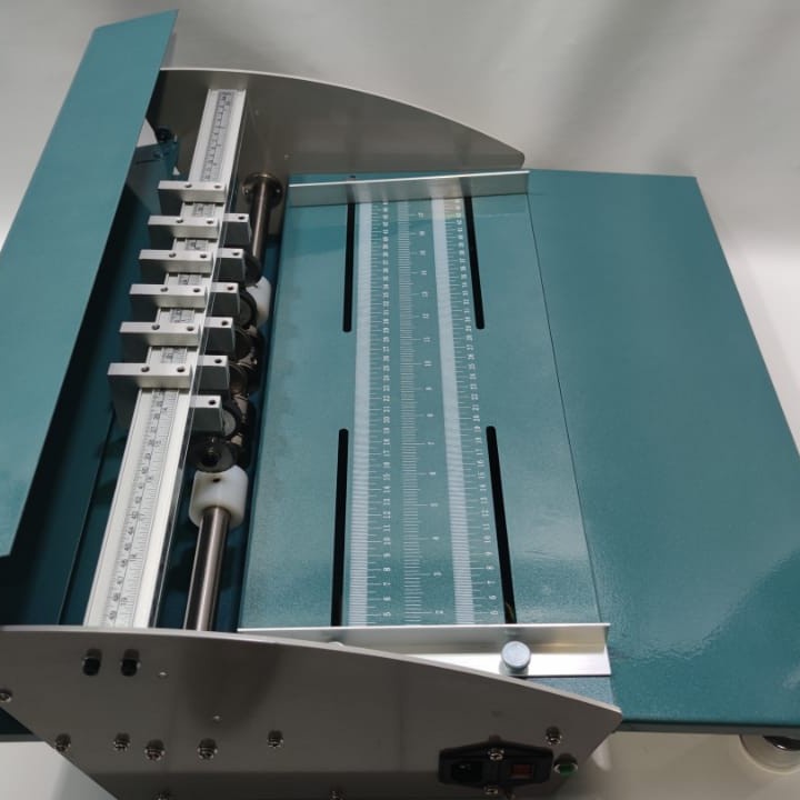 Jual Mesin Cutting Creasing Perforasi Potong Otomatis Electric 3in1 ...