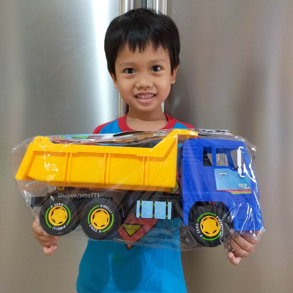 Jual OCT 6001 Dump Truck Mainan Truk Angkut Pasir Besar Dumptruck ...