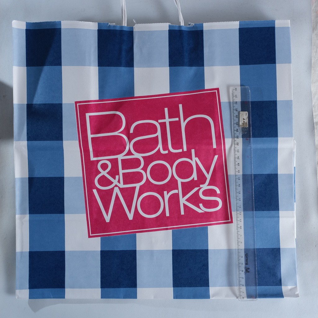 Jual PAPER BAG BBW/PAPER BAG BATH AND BODY WORKS/PAPERBAG BBW/PAPERBAG ...