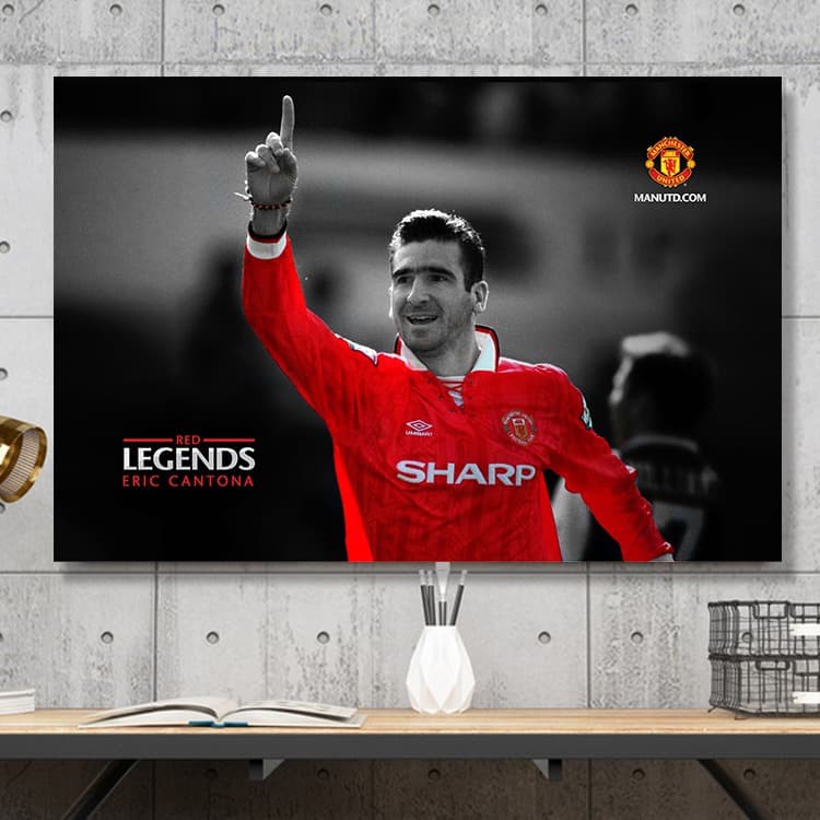 Jual Poster Manchester United Frame kayu bola A3+ (31x46cm) ERIC ...