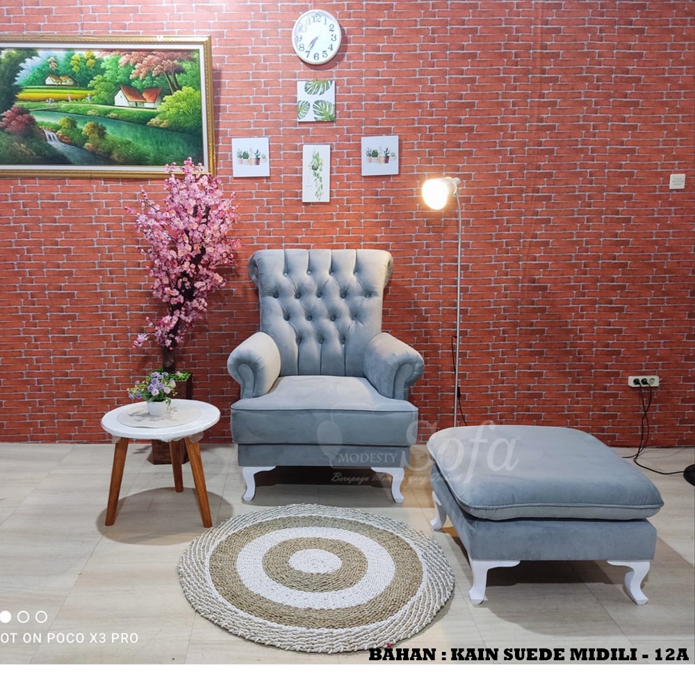 Jual Sofa Ruang Tamu Modesty 1 Seater Wing Chair + Puff Modesty + Meja ...