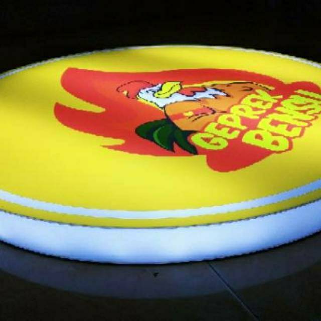 Jual NEON BOX AKRILIK LED 1 sisi custom 280-350 rupiah/ cm² | Shopee ...