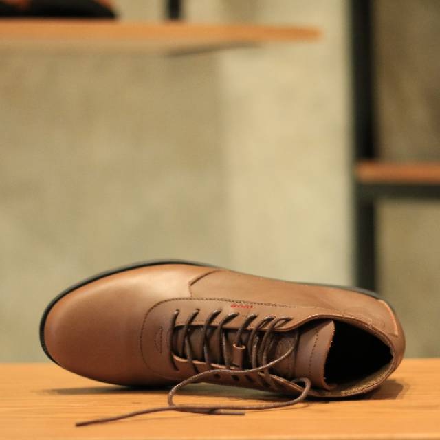 Jual Bradleys Helios Brown - Sepatu Kulit Kasual Semi Boot Formal Pria ...