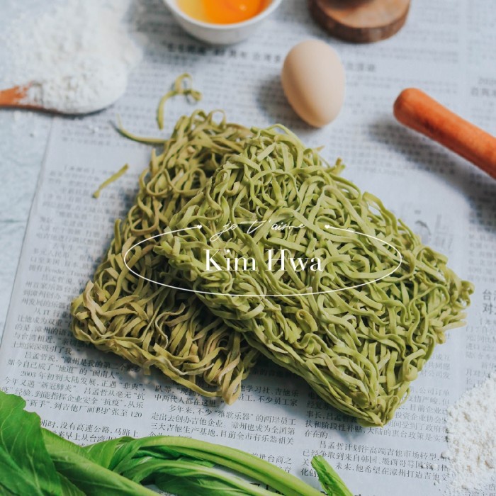 Jual Kim Hwa Mie Kering Sayur Pakcoy 140gr / Mi Hijau Sehat Sayuran ...