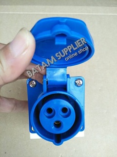 Jual Wall socket 3pin 16Amp 220volt/ Female Mounting/Steker Industry ...