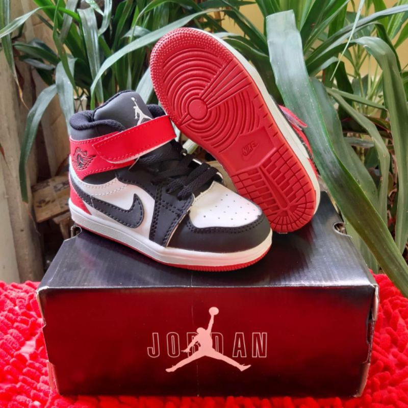 Jual Sepatu sneakers anak balita laki laki 1 sampai 9 tahun cowok nike ...