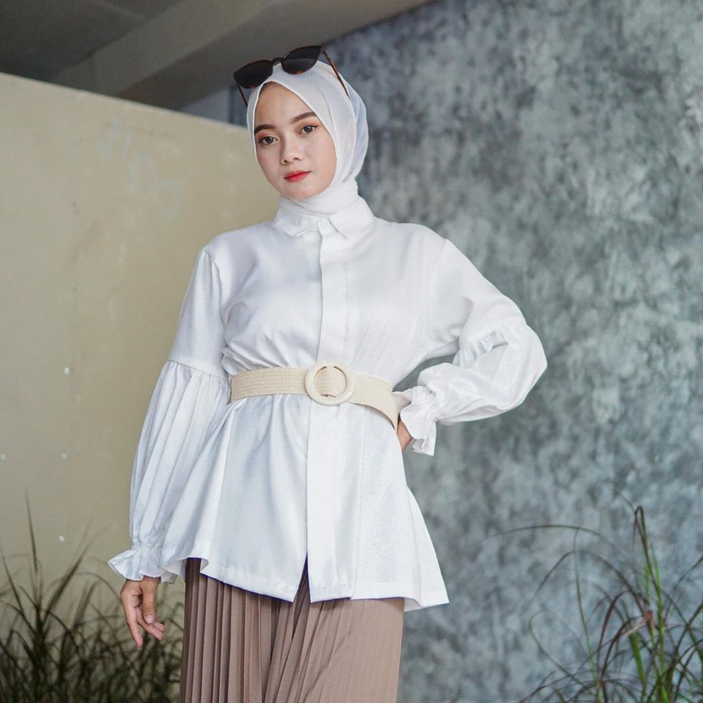 Jual MEIRA BLOUSE BY MAEZULA | Shopee Indonesia
