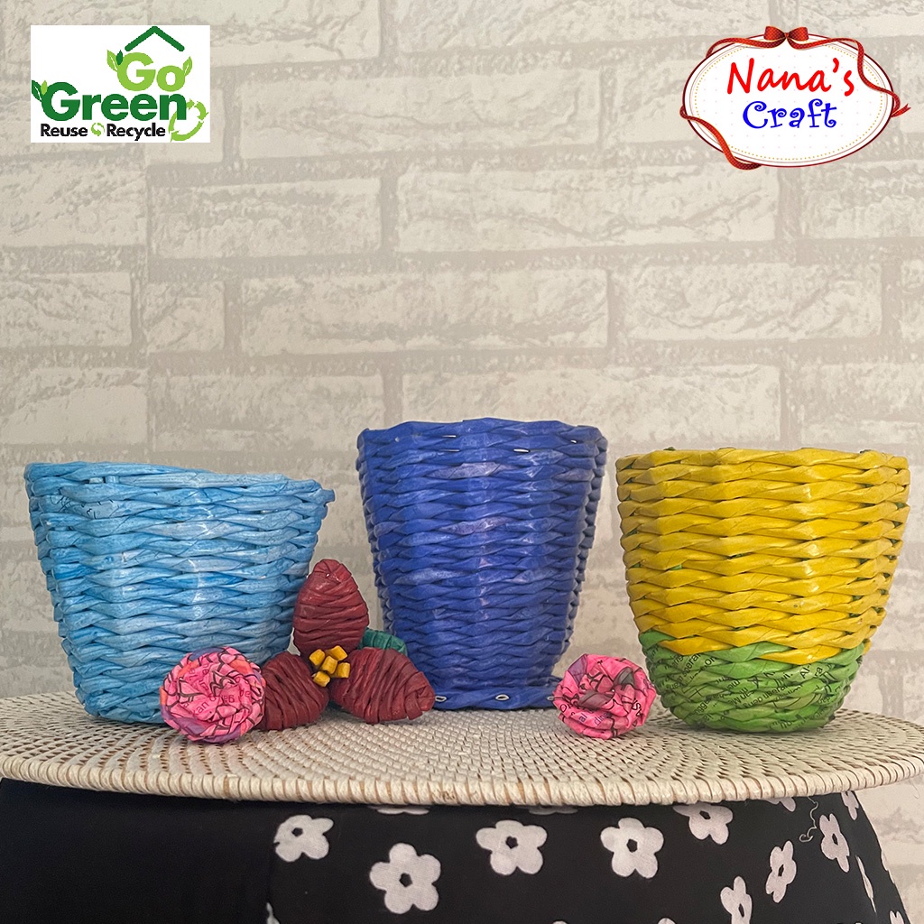 Jual Vas Bunga dari Anyaman Gulungan Kertas Bekas | Shopee Indonesia